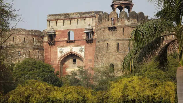 Purana Quila: 10 things to know about Delhi’s Purana Quila | TimesTravel