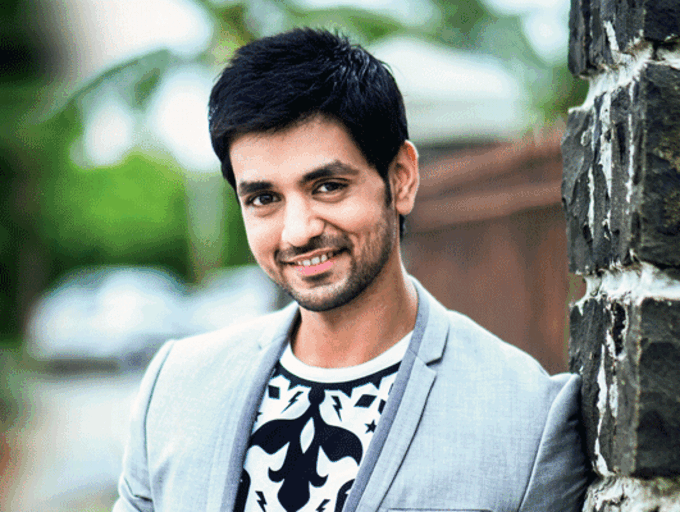 Shakti faces the pressure of playing a double role | The Times of India