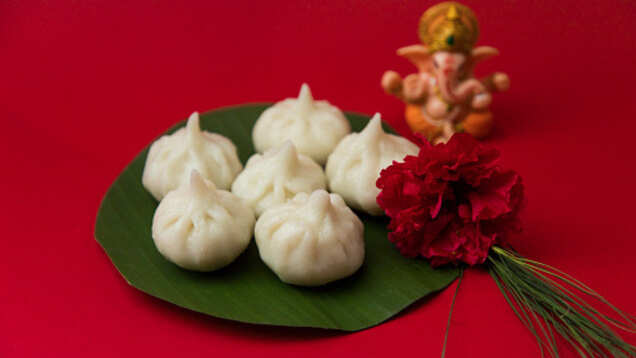 4 places in Mumbai known for delectable modaks | TimesTravel