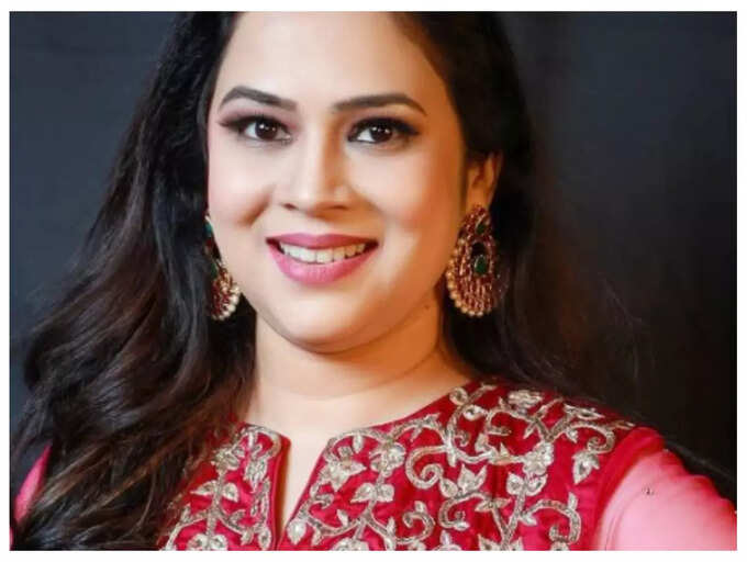 Happy Birthday, Bela Shende! 'Apsara Aali' to 'Wajle Ki Baara'; Top 5 ...