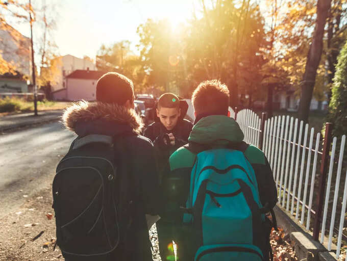 Teasing Vs bullying: Help your child understand the difference (and red ...