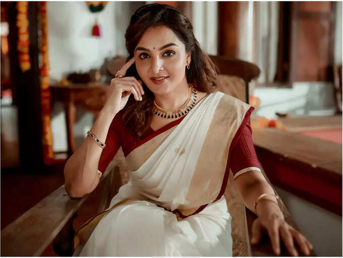 HBD Manju Warrier: Fashion lessons to learn from the superstar | The ...