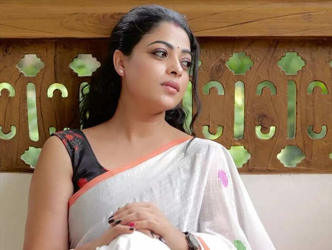 Anjali Rao on fighting depression: Threw my phone and cried on the sets ...