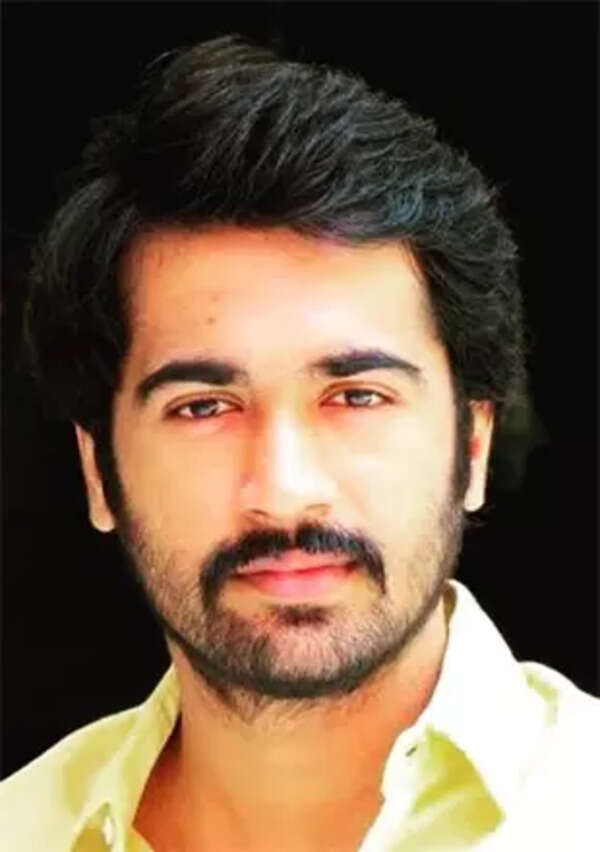 Oru Nodi Movie Review: Oru Nodi: A truth lost in the maze