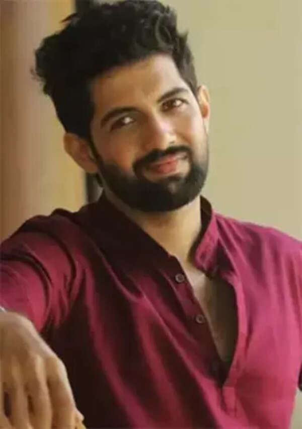 Pechi Movie Review: Visually striking, narratively weak