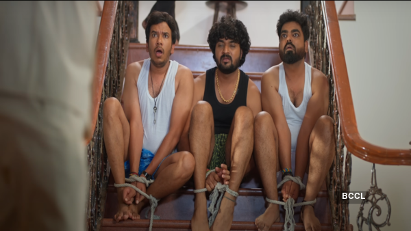 Ambat Shoukin Movie Review: Full marks for effort, but only half for the execution