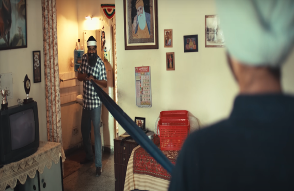 Ghich Pich Movie Review: A beautiful bittersweet tale of adolescence ...