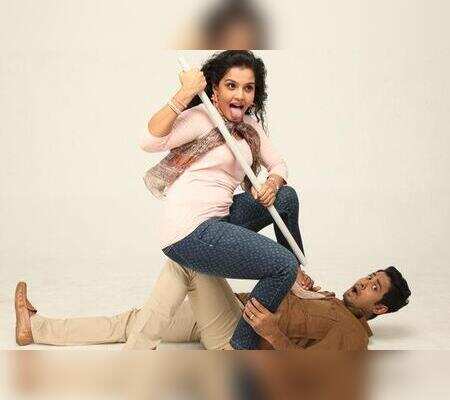 Unnodu Ka Movie Review {2.5/5}: Critic Review of Unnodu Ka by Times of ...