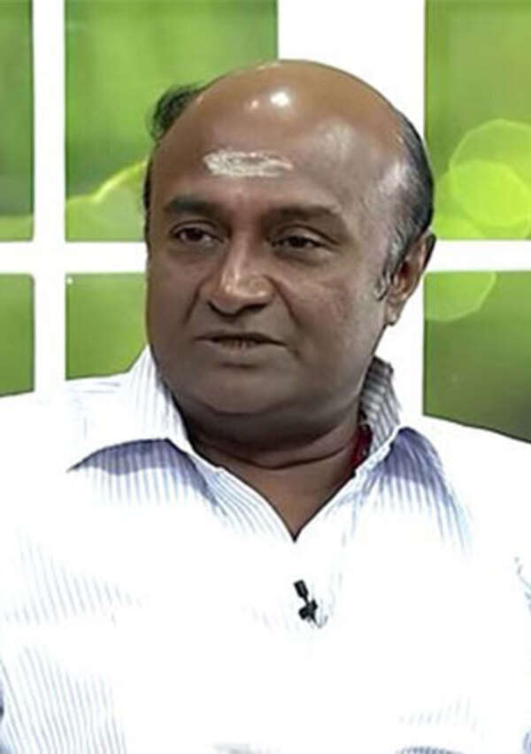 Raghu Thatha Movie Review: Keerthy Suresh delights in a message movie ...