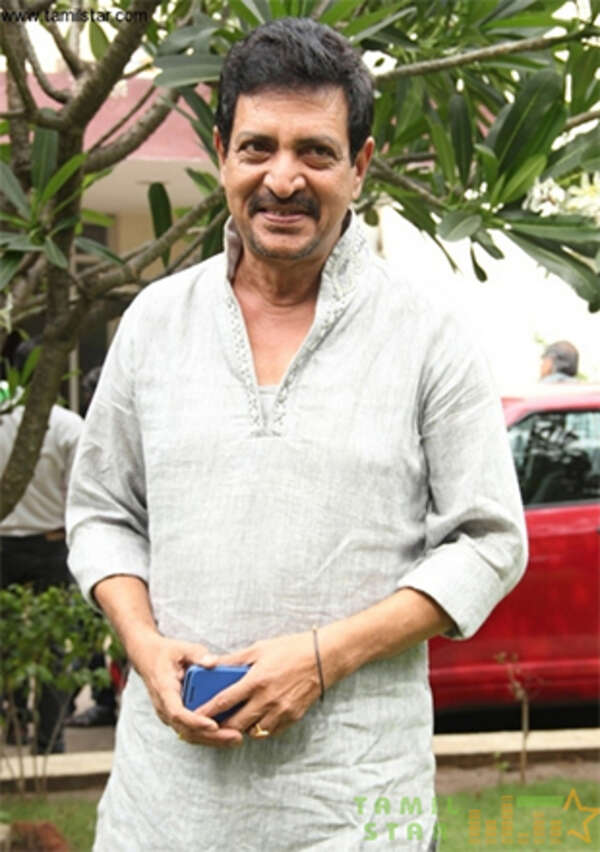 Asthram Movie Review: Chess pieces without a winning strategy