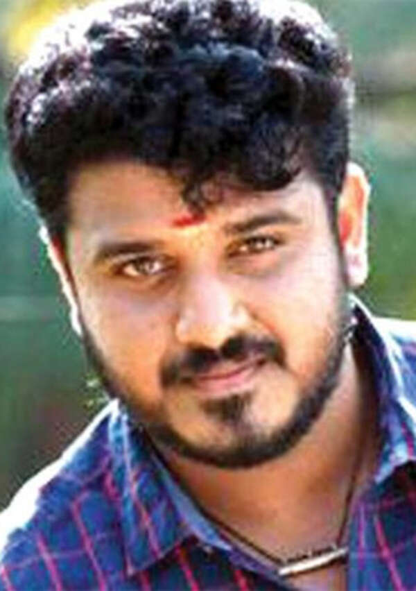 Koodal Movie Review: A mystery thriller with not many thrills