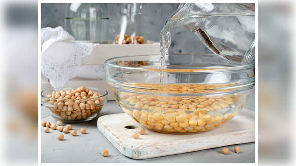 Benefits of Chickpea Water: What is Aquafaba or Chickpea Water and what ...