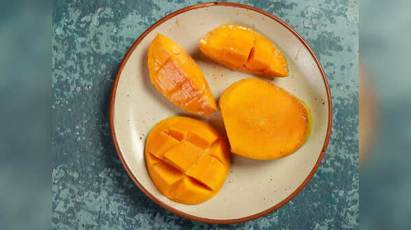 Why are sweets always prepared using Himsagar mango