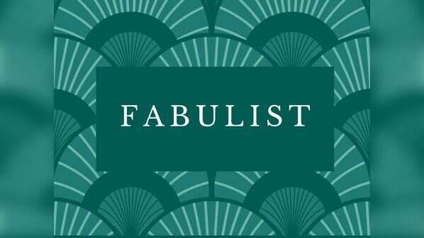 Alternative words storytellers are known with