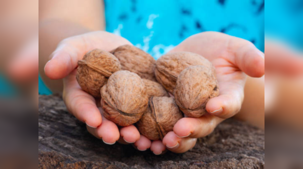 Walnuts: 10 reasons you should eat walnuts daily