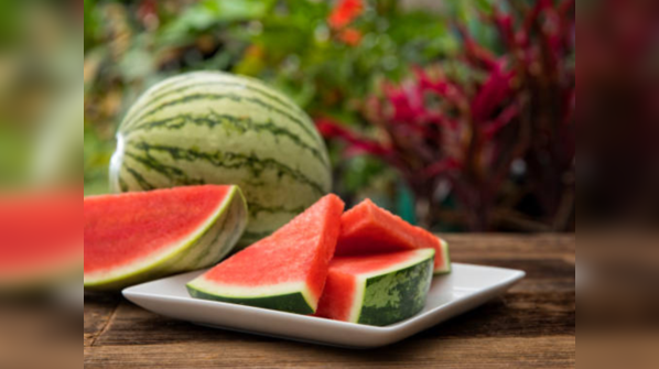 Is your watermelon authentic? 5 easy ways to spot adulteration at home