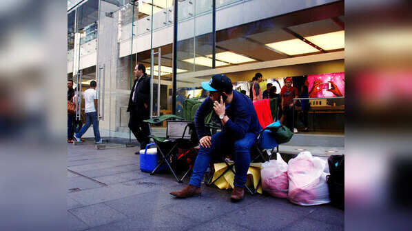 Apple iPhone 6 launch: The wait begins