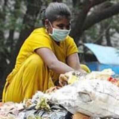 BBMP staff, contractors get a demo on waste segregration