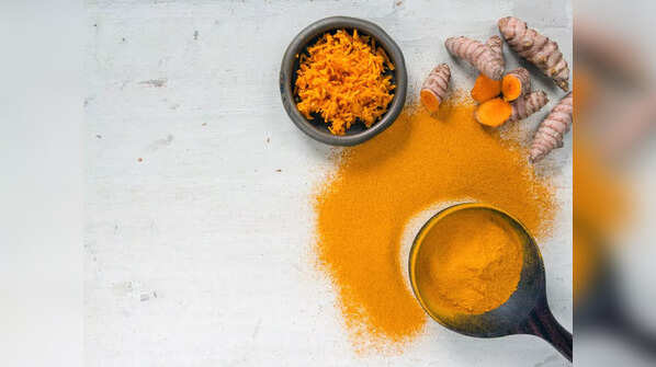 Turmeric Side Effect: Are you taking too much turmeric? Side effects ...