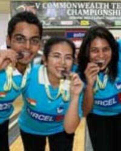 Indian bowling team land bronze