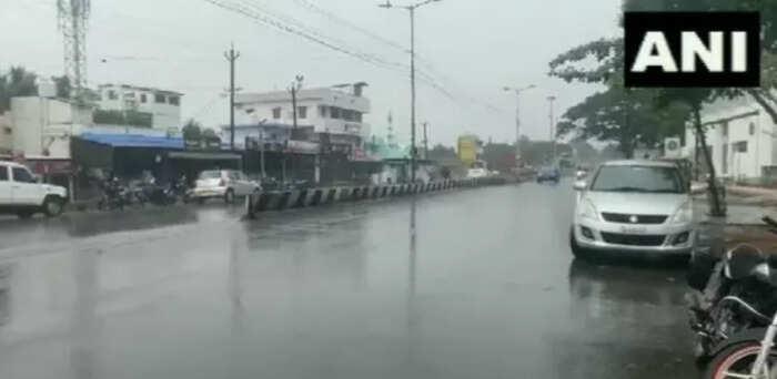 Tamil Nadu Rain Rains Live: Schools closed across five districts in Tamil Nadu today amid heavy ...