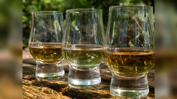 Types of Scotch: 5 varieties of Scotch and how to differentiate between ...