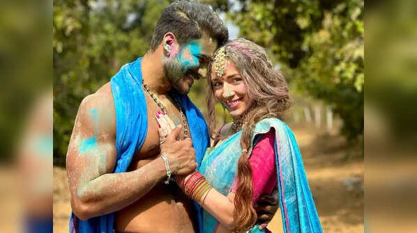 Dreamy photos of Gourab Mondal and fiancée Chintamani Diana