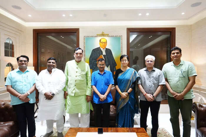 Delhi CM Atishi Marlena Oath Ceremony Live: Delhi CM allots portfolios ...