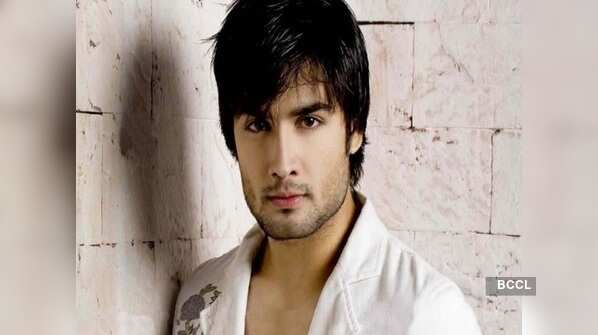 Actors who quit TV shows and then made a comeback