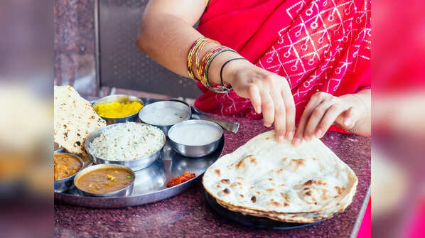 The science behind eating with hands and its untold benefits