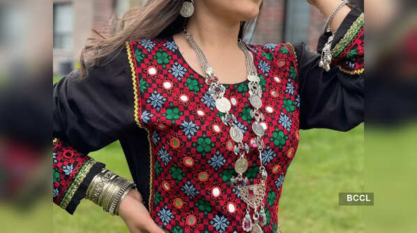 All about Khamak, the distinguished embroidery of Afghanistan