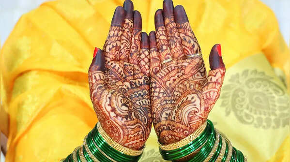 10 trending mehendi designs for Hariyali Teej and what makes them stand out