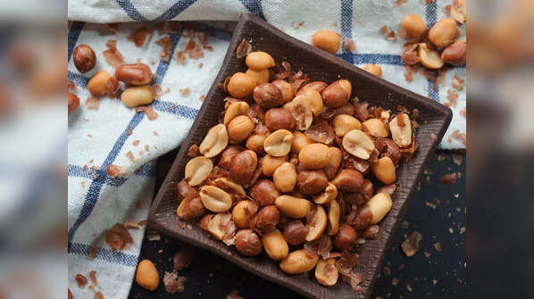 From protein to vitamins: How a handful of peanuts can help improve health