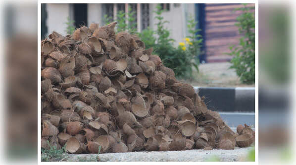 Health Benefits Of Coconut Shell: Here’s why cooking & eating in ...