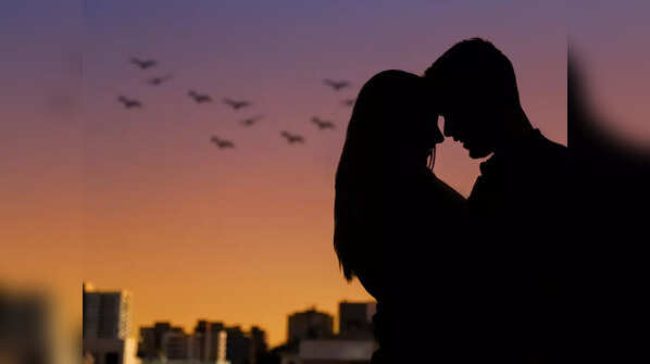 7 ways to make your woman feel secure in the relationship