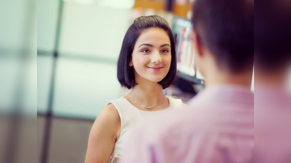 What do different types of eye contact mean?