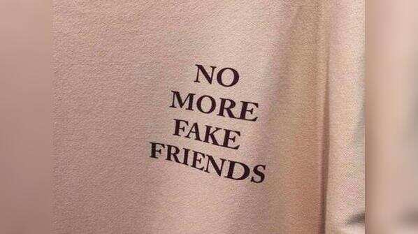 Signs That You Have Fake Friends | How To Spot Fake Friends