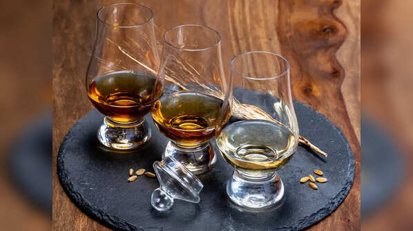 Types of Scotch: 5 varieties of Scotch and how to differentiate between ...