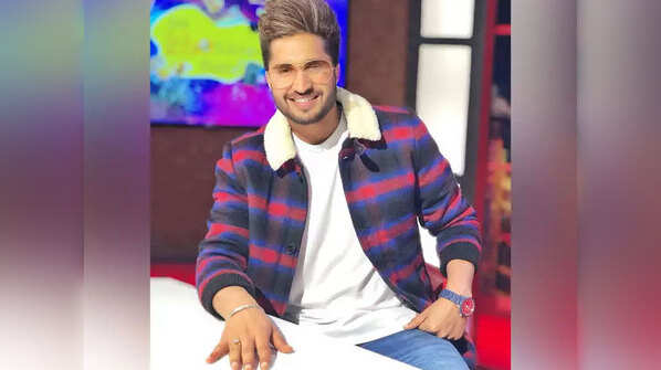 Guru Randhawa to Mandy Takhar, top 5 Punjabi stars who made headlines ...