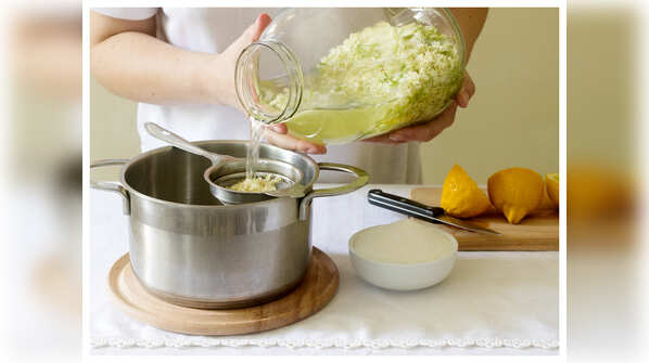 Pickle Juice Recipe: What is Pickle Juice and why you should add it to ...