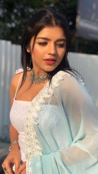 Suveta Shrimpton: Movies, Photos, Videos, News, Biography & Birthday ...