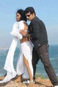 Randi Photos | Images of Randi - Times of India