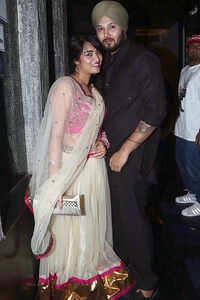 Saggi Photos | Images of Saggi - Times of India