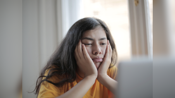 Computer Vision Syndrome: Are you suffering from computer vision ...