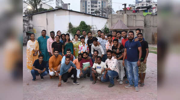 Pics from Diya Basu-Shayan Mukherjee starrer Canning Er Minu’s wrap up ...