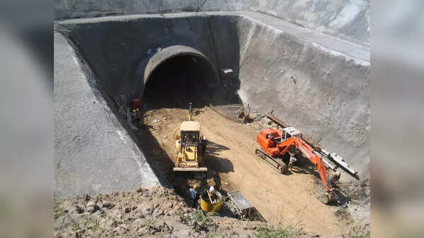 Indian Railways’ USBRL project in J&K with Chenab bridge, Anji Khad ...