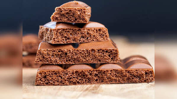 Aerated Chocolate Recipe: What is Air or Bubble chocolate and how to ...