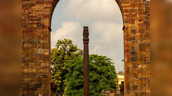 All about 1600-year-old Iron Pillar of Delhi that never rusts