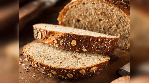 White or Brown: A healthy comparison between the daily breads