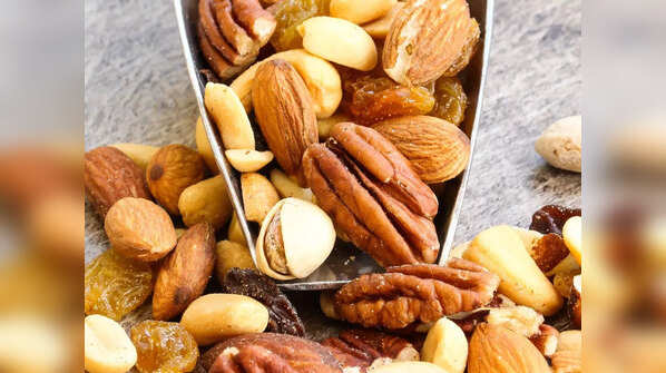 Eating these foods can reduce skin pigmentation